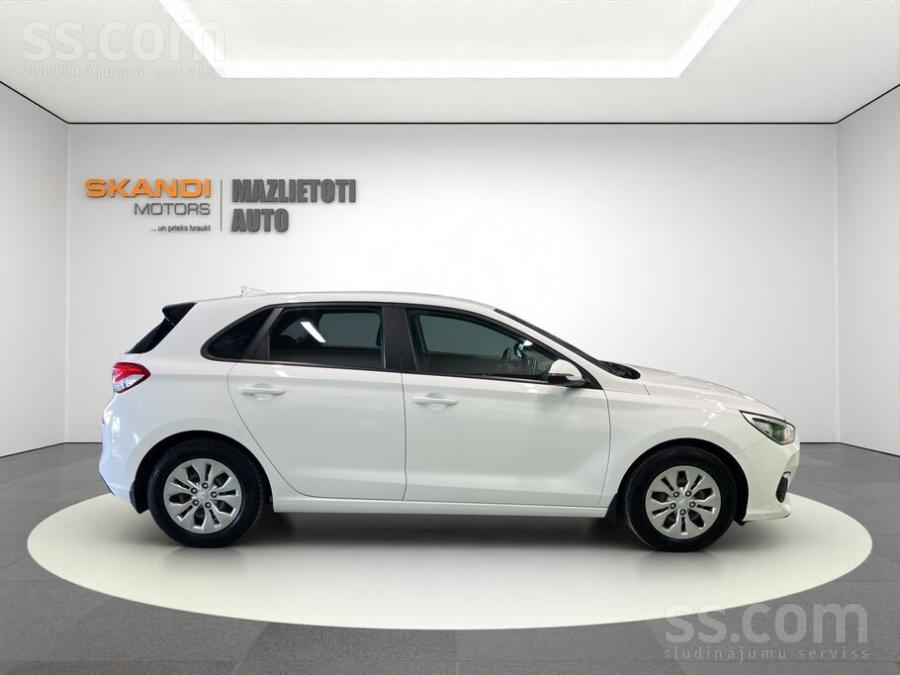 Белый Хендай i30 2020 в Рига, объемом двигателя 1.40 л и пробегом 189 тыс. км за 8490 €, фото 8 на AUTOMOTO.COM.LV