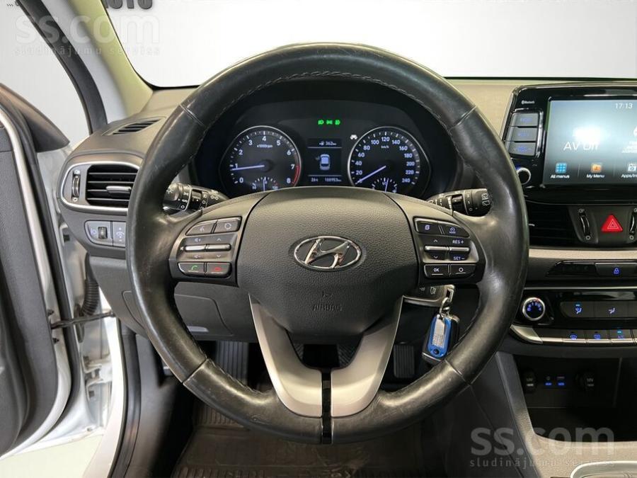 Белый Хендай i30 2020 в Рига, объемом двигателя 1.40 л и пробегом 189 тыс. км за 8490 €, фото 11 на AUTOMOTO.COM.LV
