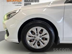 Белый Хендай i30 2020 в Рига, объемом двигателя 1.40 л и пробегом 189 тыс. км за 8490 €, фото 19 на AUTOMOTO.COM.LV