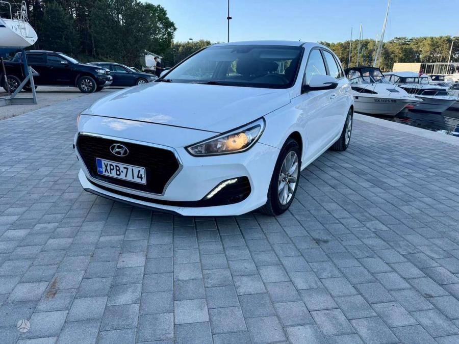 Balts Hyundai i30 2020 Kauņa, ar dzinēja tilpumu 1.60 L un nobraukumu 235 tūkst. km par 6900 €, foto 1 vietnē AUTOMOTO.COM.LV