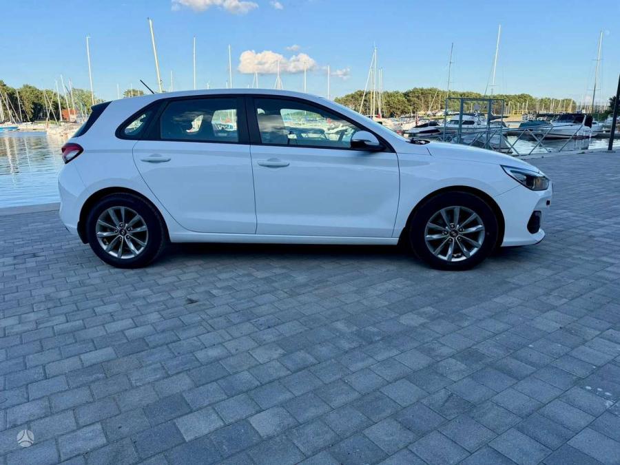 Balts Hyundai i30 2020 Kauņa, ar dzinēja tilpumu 1.60 L un nobraukumu 235 tūkst. km par 6900 €, foto 9 vietnē AUTOMOTO.COM.LV