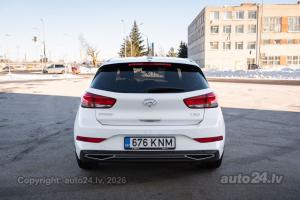 Balts Hyundai i30 2021 Tallina, ar dzinēja tilpumu 1.00 L un nobraukumu 46 tūkst. km par 13990 €, foto 6 vietnē AUTOMOTO.COM.LV