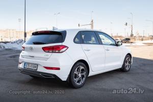 Balts Hyundai i30 2021 Tallina, ar dzinēja tilpumu 1.00 L un nobraukumu 46 tūkst. km par 13990 €, foto 7 vietnē AUTOMOTO.COM.LV