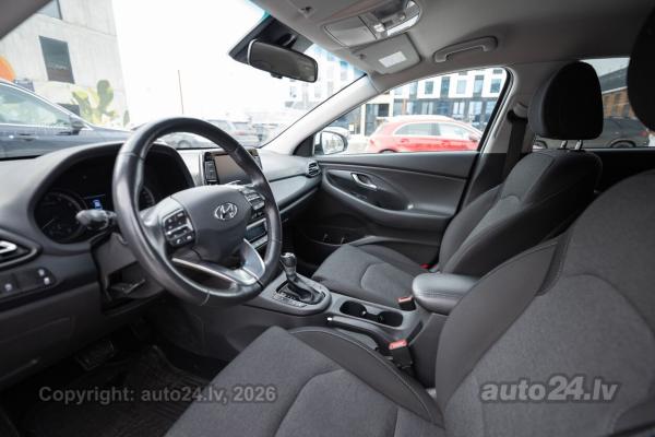 Balts Hyundai i30 2021 Tallina, ar dzinēja tilpumu 1.00 L un nobraukumu 46 tūkst. km par 13990 €, foto 10 vietnē AUTOMOTO.COM.LV