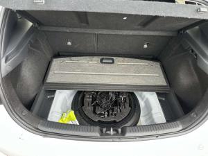 Белый Хендай i30 2021 в Таураге, объемом двигателя 1.60 л и пробегом 236 тыс. км за 9300 €, фото 16 на AUTOMOTO.COM.LV