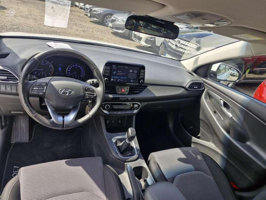 Белый Хендай i30 2021 в Таураге, объемом двигателя 1.50 л и пробегом 232 тыс. км за 7500 €, фото 13 на AUTOMOTO.COM.LV