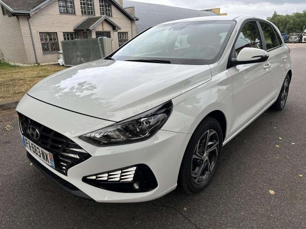 Хендай i30 2021 в Таураге на AUTOMOTO.COM.LV Белый Хендай i30 2021 в Таураге, объемом двигателя 1.60 л и пробегом 236 тыс. км за 8500 €, фото 1 на AUTOMOTO.COM.LV