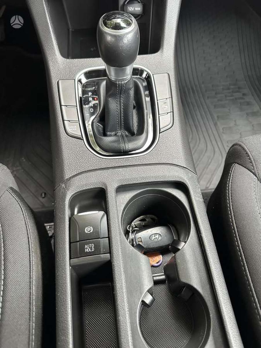 Белый Хендай i30 2021 в Таураге, объемом двигателя 1.60 л и пробегом 236 тыс. км за 8500 €, фото 11 на AUTOMOTO.COM.LV