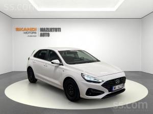 White Hyundai i30 2021 in Riga, with an engine capacity of 1.50 L and mileage of 34 thousand km for 14490 €, photo 9 on AUTOMOTO.COM.LV