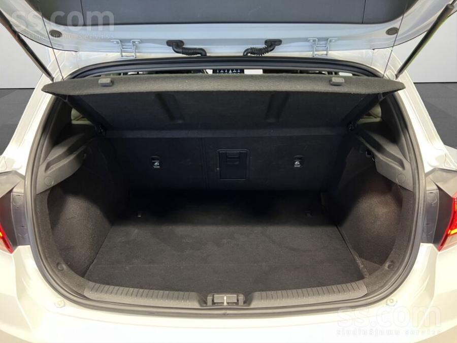 White Hyundai i30 2021 in Riga, with an engine capacity of 1.50 L and mileage of 34 thousand km for 14490 €, photo 22 on AUTOMOTO.COM.LV