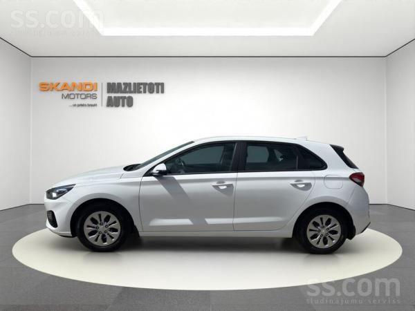 Balts Hyundai i30 2022 Rīga, ar dzinēja tilpumu 1.50 L un nobraukumu 72 tūkst. km par 12990 €, foto 3 vietnē AUTOMOTO.COM.LV