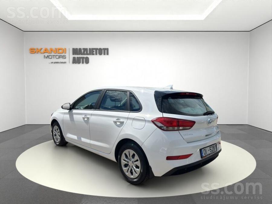 Balts Hyundai i30 2022 Rīga, ar dzinēja tilpumu 1.50 L un nobraukumu 72 tūkst. km par 12990 €, foto 5 vietnē AUTOMOTO.COM.LV