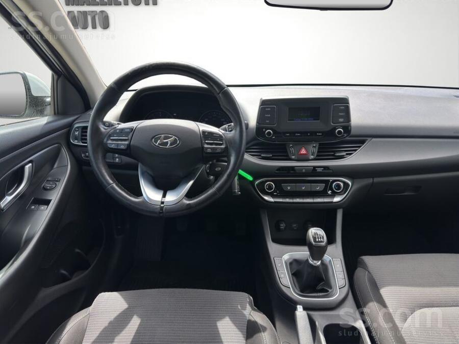 Balts Hyundai i30 2022 Rīga, ar dzinēja tilpumu 1.50 L un nobraukumu 72 tūkst. km par 12990 €, foto 15 vietnē AUTOMOTO.COM.LV