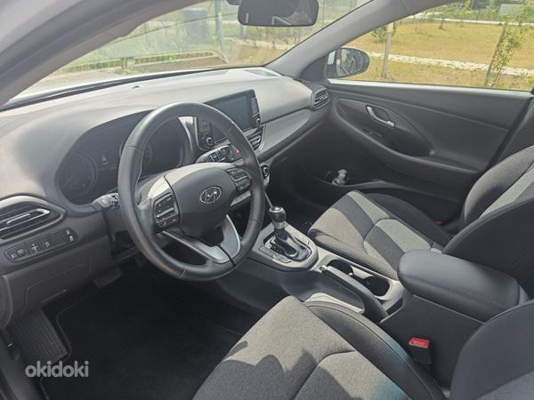 Hyundai i30 2022 Tallina vietnÄ Balts Hyundai i30 2022 Tallina, ar dzinÄja tilpumu 1.00 L un nobraukumu 38 tÅ«kst. km par 15700 ā¬, foto 9 vietnÄ AUTOMOTO.COM.LV