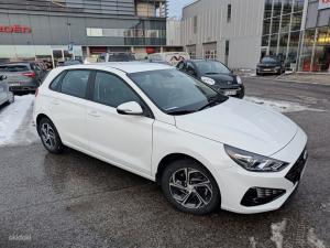 Balts Hyundai i30 2022 Tallina, ar dzinēja tilpumu 1.00 L un nobraukumu 38 tūkst. km par 15700 €, foto 18 vietnē AUTOMOTO.COM.LV