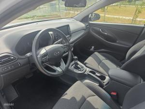 Balts Hyundai i30 2022 Tallina, ar dzinēja tilpumu 1.00 L un nobraukumu 38 tūkst. km par 15700 €, foto 21 vietnē AUTOMOTO.COM.LV