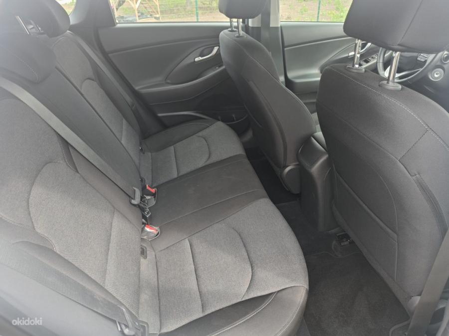 Balts Hyundai i30 2022 Tallina, ar dzinēja tilpumu 1.00 L un nobraukumu 38 tūkst. km par 15700 €, foto 24 vietnē AUTOMOTO.COM.LV