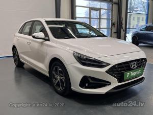 Balts Hyundai i30 2023 Tallina, ar dzinēja tilpumu 1.00 L un nobraukumu 39 tūkst. km par 17400 €, foto 2 vietnē AUTOMOTO.COM.LV