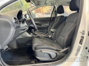 Balts Hyundai i30 2023 Tallina, ar dzinēja tilpumu 1.00 L un nobraukumu 46 tūkst. km par 16500 €, foto 6 vietnē AUTOMOTO.COM.LV