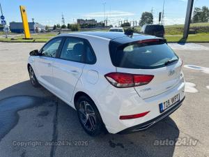 Белый Хендай i30 2023 в Нарва, объемом двигателя 1.00 л и пробегом 57 тыс. км за 15990 €, фото 4 на AUTOMOTO.COM.LV