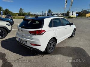 Белый Хендай i30 2023 в Нарва, объемом двигателя 1.00 л и пробегом 57 тыс. км за 15990 €, фото 5 на AUTOMOTO.COM.LV