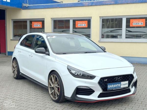 White Hyundai i30 2019 in Kaunas, with an engine capacity of 2.00 L and mileage of 92 thousand km for 24357 €, photo 5 on AUTOMOTO.COM.LV