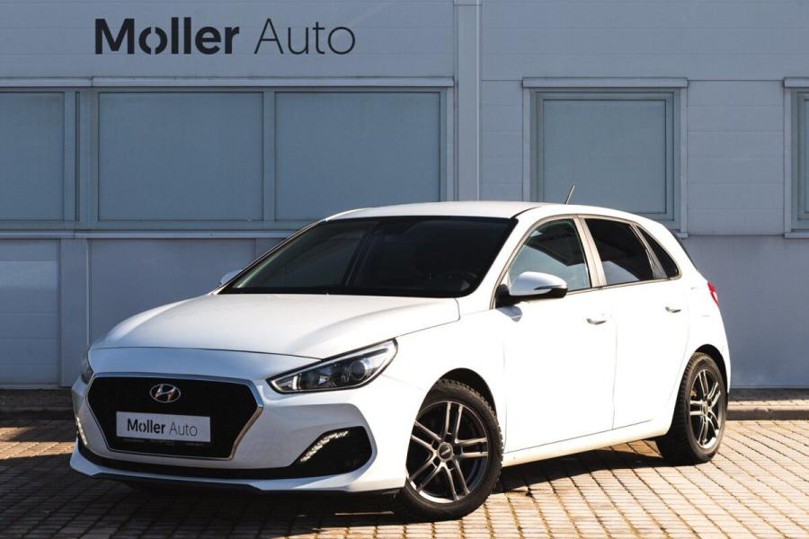 White Hyundai i30 2020 in Ventspils, with an engine capacity of 1.60 L and mileage of 123 thousand km for 7000 €, photo 1 on AUTOMOTO.COM.LV