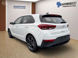 Balts Hyundai i30 2024 Kauņa, ar dzinēja tilpumu 1.00 L un nobraukumu 17 tūkst. km par 22735 €, foto 4 vietnē AUTOMOTO.COM.LV