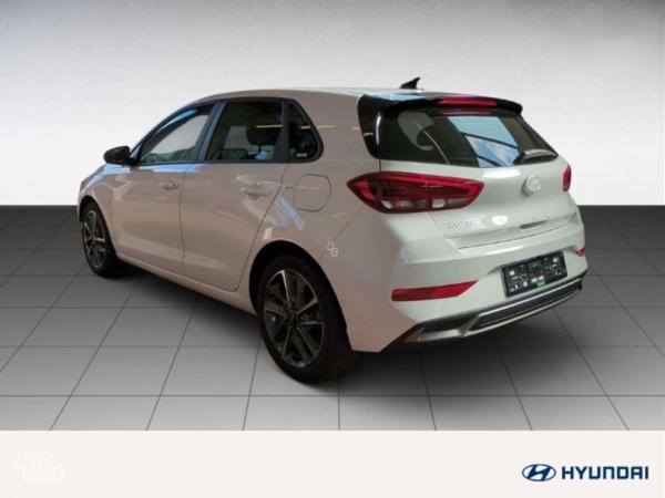 White Hyundai i30 2025 in Kaunas, with an engine capacity of 1.00 L and mileage of 22 thousand km for 24089 €, photo 5 on AUTOMOTO.COM.LV