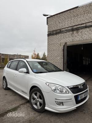 Белый Хендай i30 2009 в Нарва, объемом двигателя 2.00 л и пробегом 266 тыс. км за 2400 €, фото  на AUTOMOTO.COM.LV