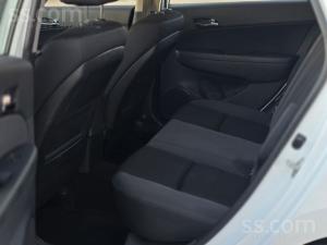 Белый Хендай i30 2010 в Лиепая, объемом двигателя 1.60 л и пробегом 289 тыс. км за 3250 €, фото 14 на AUTOMOTO.COM.LV