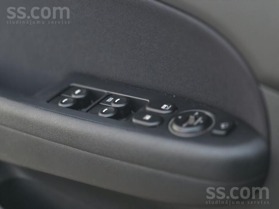 Белый Хендай i30 2010 в Лиепая, объемом двигателя 1.60 л и пробегом 289 тыс. км за 3250 €, фото 23 на AUTOMOTO.COM.LV