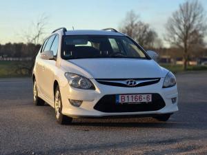 Белый Хендай i30 2010 в Гробиня, объемом двигателя 1.60 л и пробегом 289 тыс. км за 3250 €, фото 4 на AUTOMOTO.COM.LV