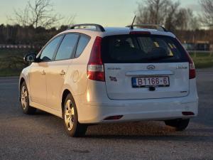 Белый Хендай i30 2010 в Гробиня, объемом двигателя 1.60 л и пробегом 289 тыс. км за 3250 €, фото 9 на AUTOMOTO.COM.LV