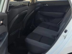 Белый Хендай i30 2010 в Гробиня, объемом двигателя 1.60 л и пробегом 289 тыс. км за 3250 €, фото 14 на AUTOMOTO.COM.LV