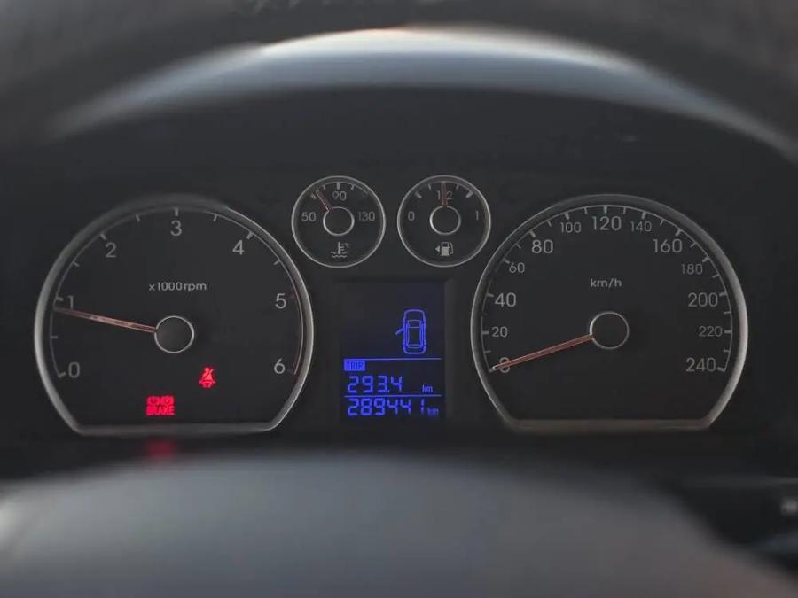Белый Хендай i30 2010 в Гробиня, объемом двигателя 1.60 л и пробегом 289 тыс. км за 3250 €, фото 21 на AUTOMOTO.COM.LV