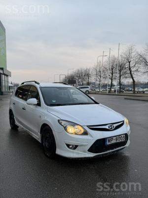 Белый Хендай i30 2010 в Рига, объемом двигателя 1.60 л и пробегом 321 тыс. км за 2500 €, фото 8 на AUTOMOTO.COM.LV