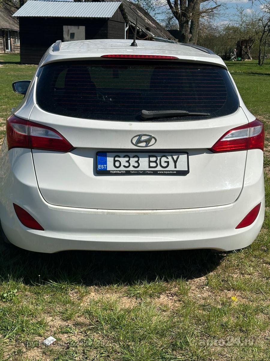 Белый Хендай i30 2012 в Таллин, объемом двигателя 1.60 л и пробегом 372 тыс. км за 3700 €, фото 5 на AUTOMOTO.COM.LV