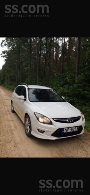 Balts Hyundai i30 2012 Rīga, ar dzinēja tilpumu 1.60 L un nobraukumu 340 tūkst. km par 900 €, foto  vietnē AUTOMOTO.COM.LV