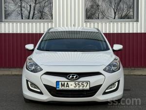 Белый Хендай i30 2014 в Рига, объемом двигателя 1.60 л и пробегом 282 тыс. км за 3990 €, фото 6 на AUTOMOTO.COM.LV