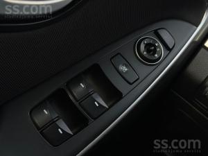Белый Хендай i30 2014 в Рига, объемом двигателя 1.60 л и пробегом 282 тыс. км за 3990 €, фото 17 на AUTOMOTO.COM.LV