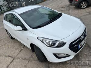 Balts Hyundai i30 2015 Rīga, ar dzinēja tilpumu 1.40 L un nobraukumu 272 tūkst. km par 2800 €, foto 4 vietnē AUTOMOTO.COM.LV