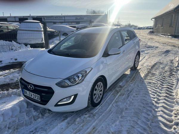 Balts Hyundai i30 2016 Utena, ar dzinēja tilpumu 1.58 L un nobraukumu 300 tūkst. km par 4350 €, foto 1 vietnē AUTOMOTO.COM.LV
