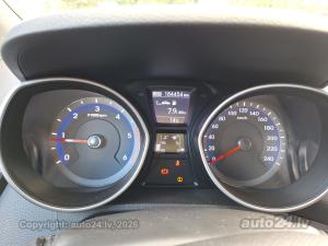 White Hyundai i30 2016 in Paide, with an engine capacity of 1.60 L and mileage of 186 thousand km for 5300 €, photo 8 on AUTOMOTO.COM.LV