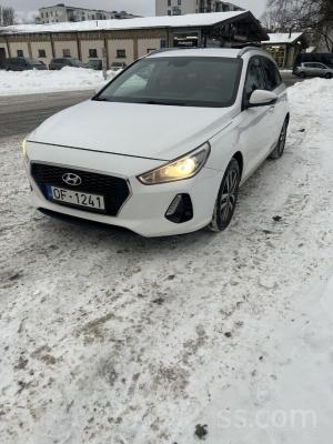 White Hyundai i30 2017 in Ogre, with an engine capacity of 1.60 L and mileage of 210 thousand km for 7200 €, photo  on AUTOMOTO.COM.LV