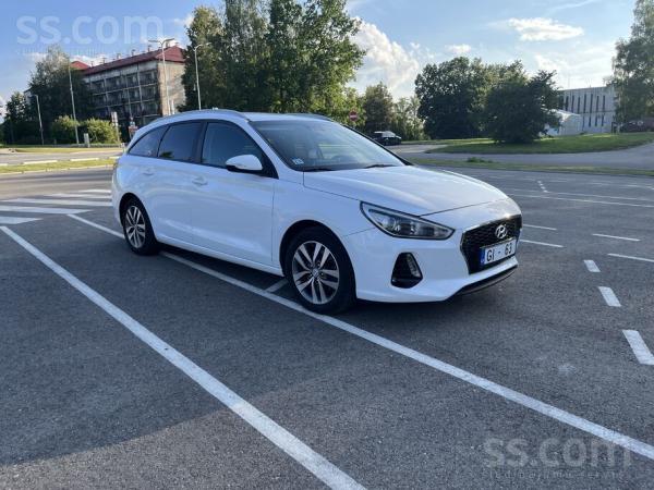 Balts Hyundai i30 2017 Cēsis, ar dzinēja tilpumu 1.60 L un nobraukumu 203 tūkst. km par 6850 €, foto 1 vietnē AUTOMOTO.COM.LV