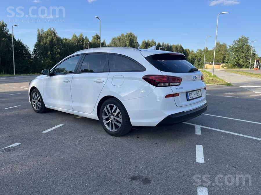 Balts Hyundai i30 2017 Cēsis, ar dzinēja tilpumu 1.60 L un nobraukumu 203 tūkst. km par 6850 €, foto 6 vietnē AUTOMOTO.COM.LV