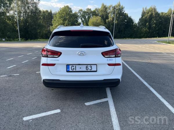 Balts Hyundai i30 2017 Cēsis, ar dzinēja tilpumu 1.60 L un nobraukumu 203 tūkst. km par 6850 €, foto 6 vietnē AUTOMOTO.COM.LV