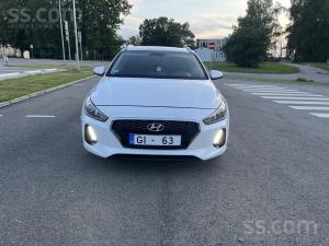 Balts Hyundai i30 2017 Cēsis, ar dzinēja tilpumu 1.60 L un nobraukumu 203 tūkst. km par 6850 €, foto 10 vietnē AUTOMOTO.COM.LV
