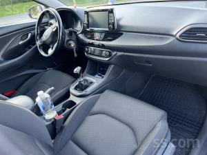 Balts Hyundai i30 2017 Cēsis, ar dzinēja tilpumu 1.60 L un nobraukumu 203 tūkst. km par 6850 €, foto 13 vietnē AUTOMOTO.COM.LV
